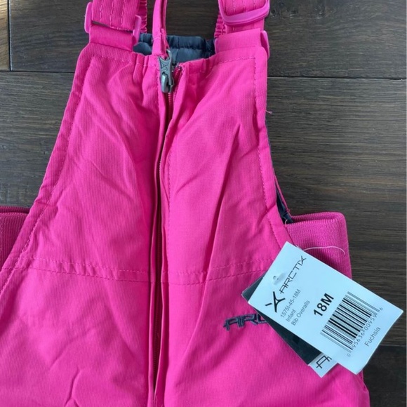 Arctix | One Pieces | New Size 8 Ships Free Months Arctix Infanttoddler ...